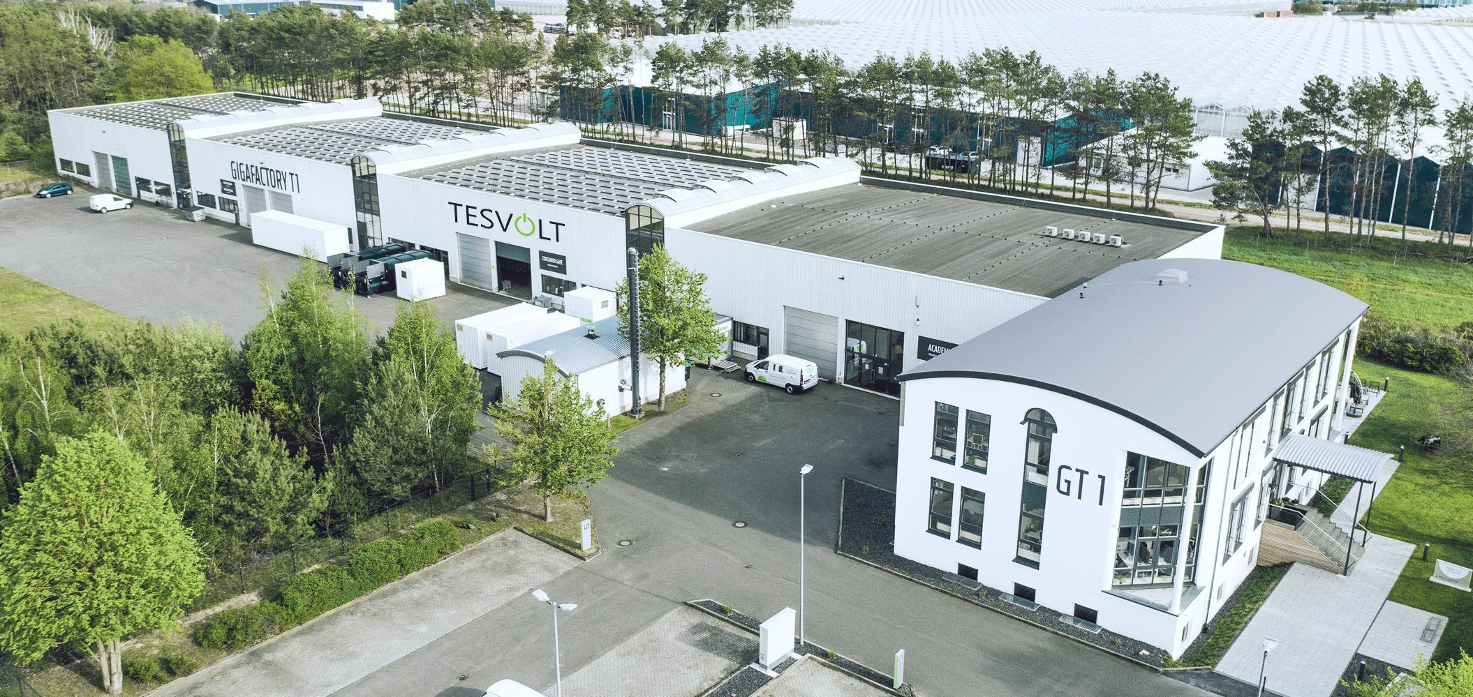 Outdoor Battery Storage for Industry